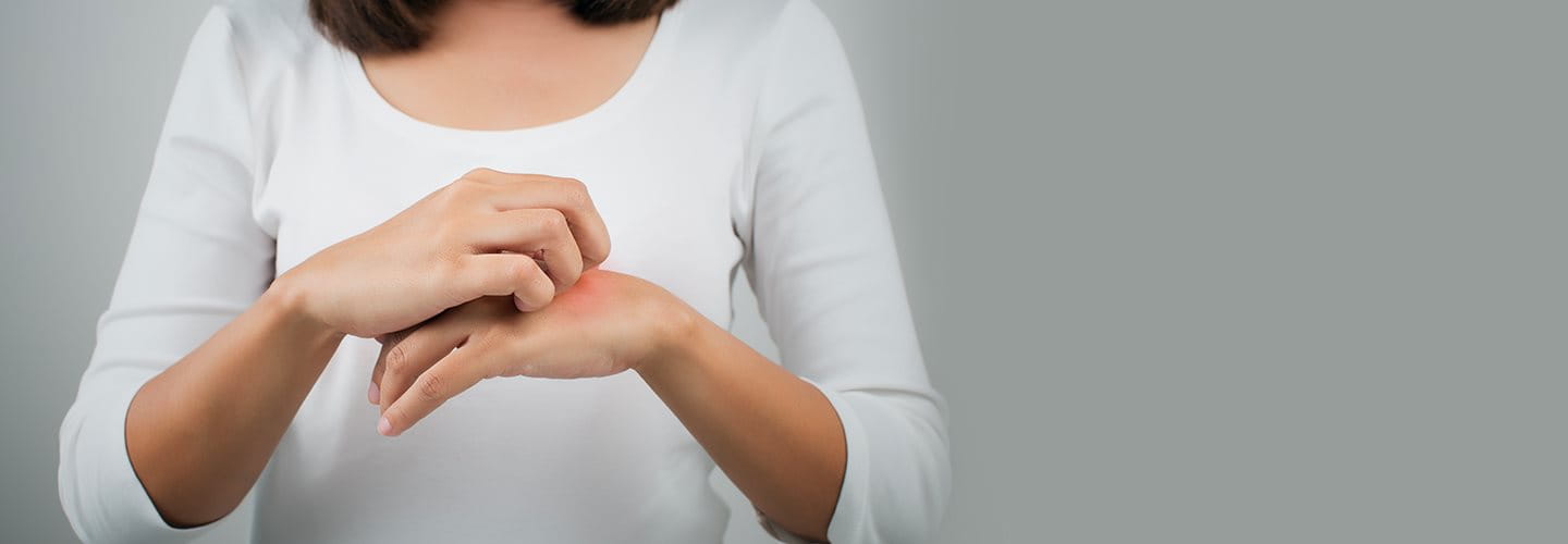 Disidrosi mani e piedi (eczema disidrosico): cause e cura| Eucerin
