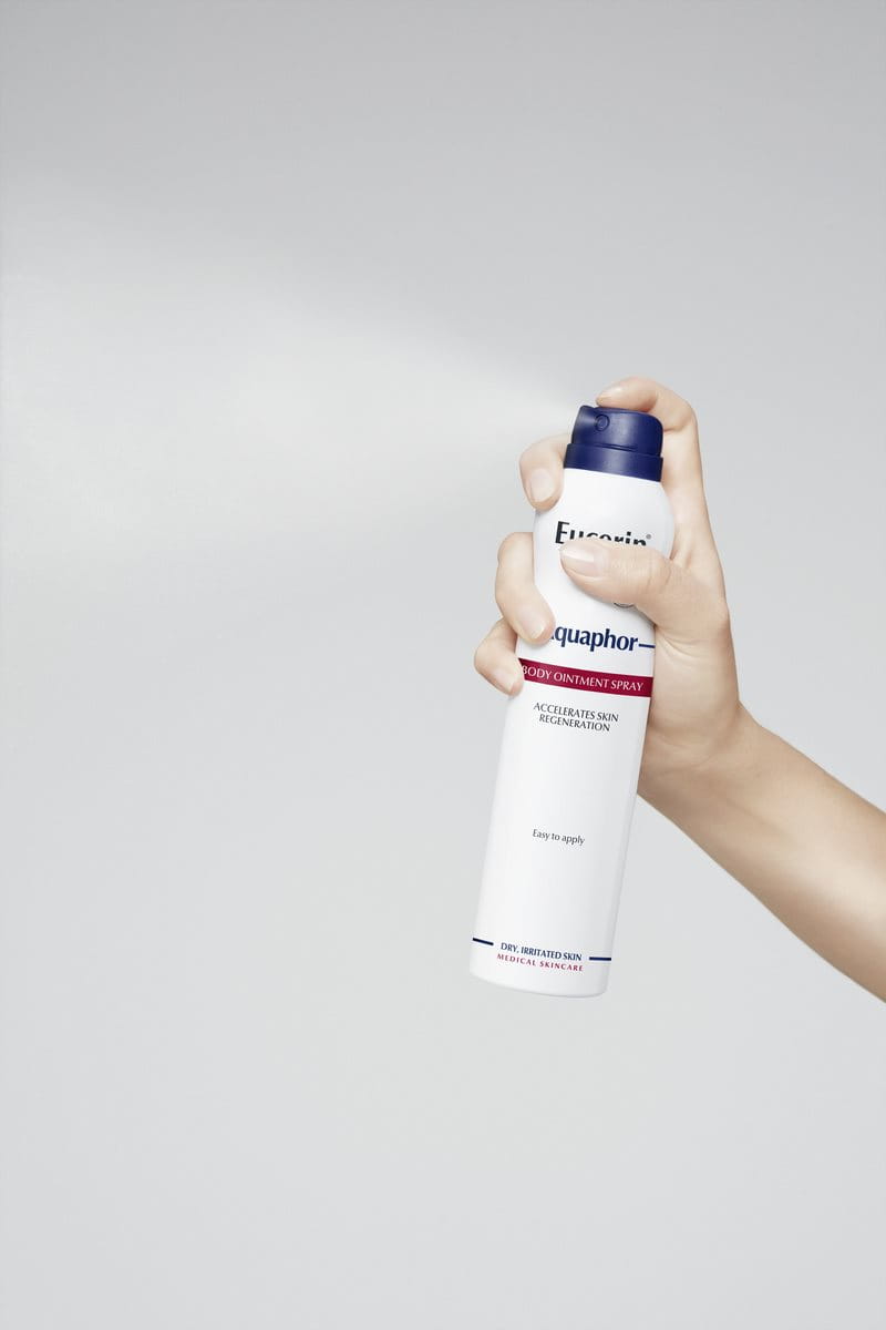 Ointment Body Spray / for dry, irritated skin / Eucerin Aquaphor