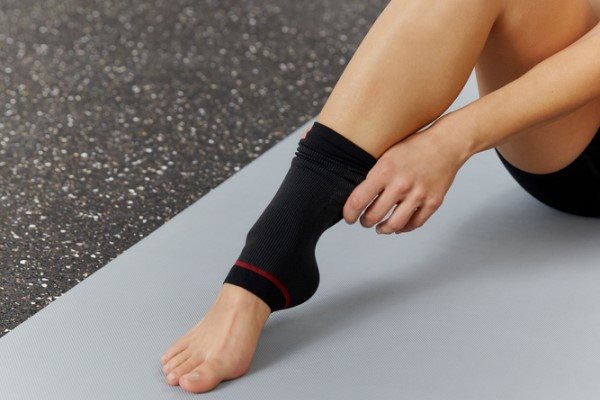 Verletzung beim Sport? Die PECH-Regel hilft sofort!